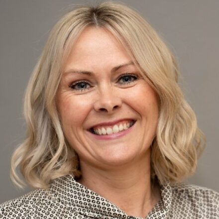 Lindsey Doe: Mind the gap - the sandwich carers, stuck in the middle ...