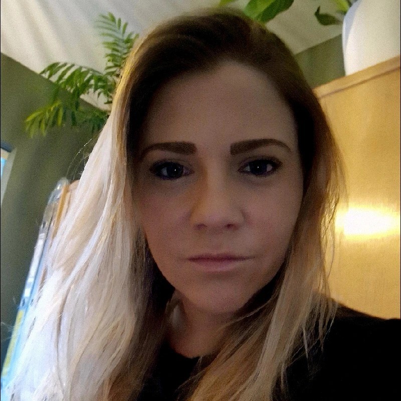 Rosie Beardsworth: Boost employee retention with a workplace wellbeing ...
